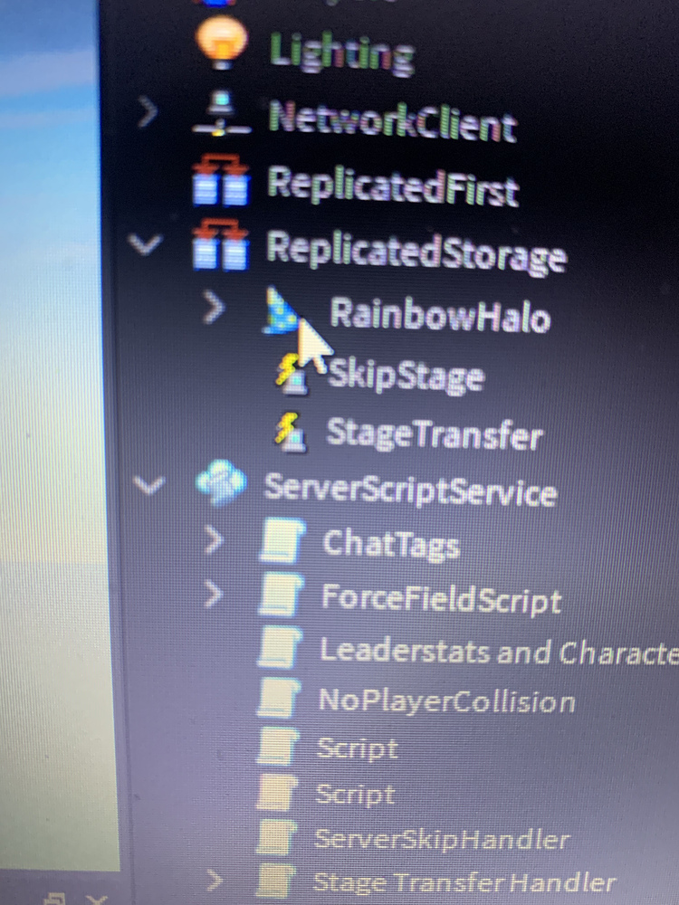 Button doesn’t equip hat when pressed - Scripting Support - Developer Forum | Roblox
