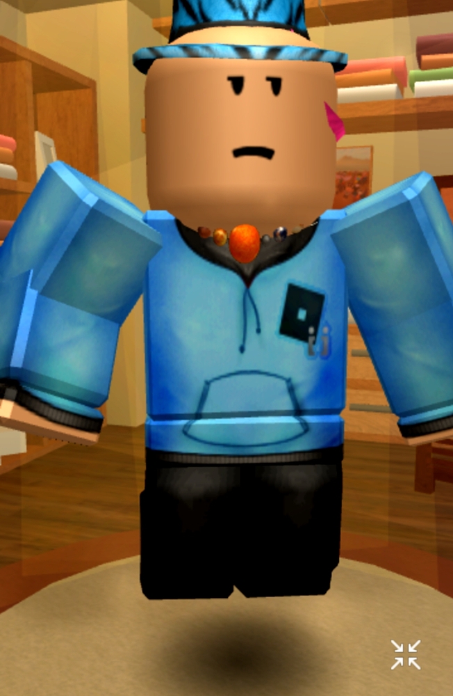 Roblox head giant after equipping Rthro head - Mobile Bugs - Developer ...