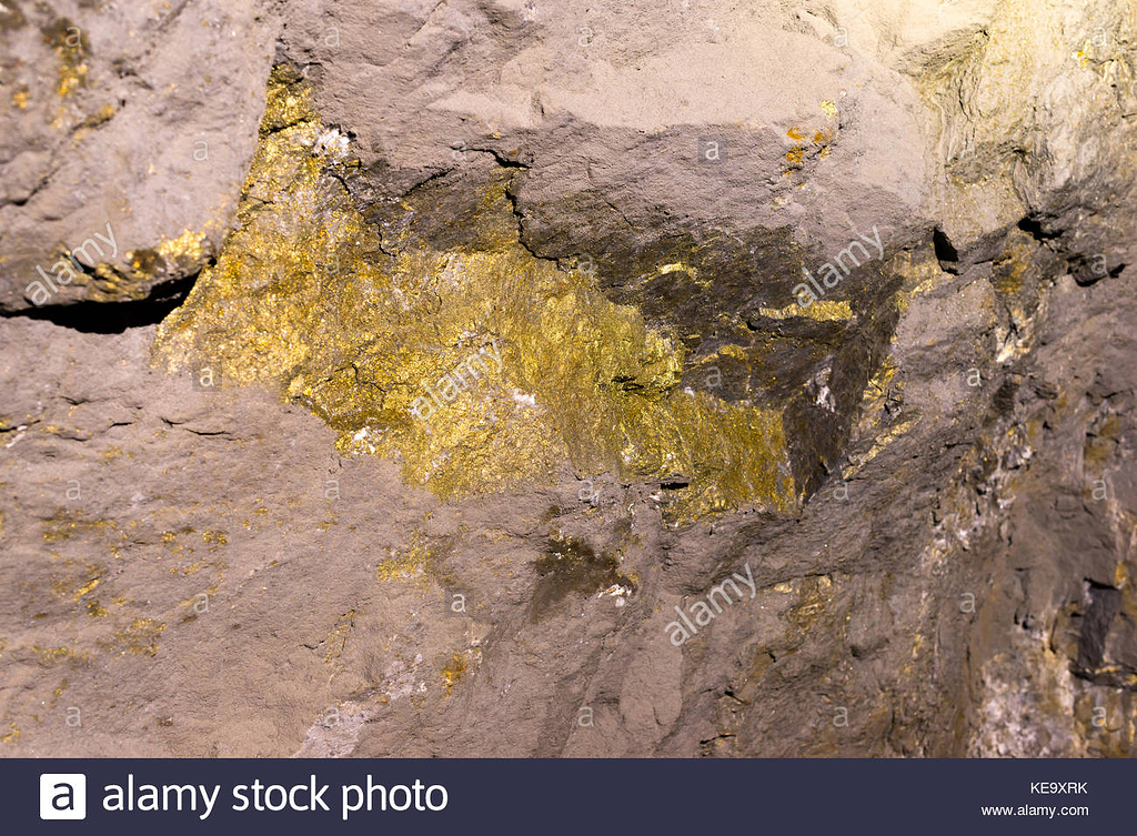 How to make realistic gold ore? - Building Support - Developer Forum ...