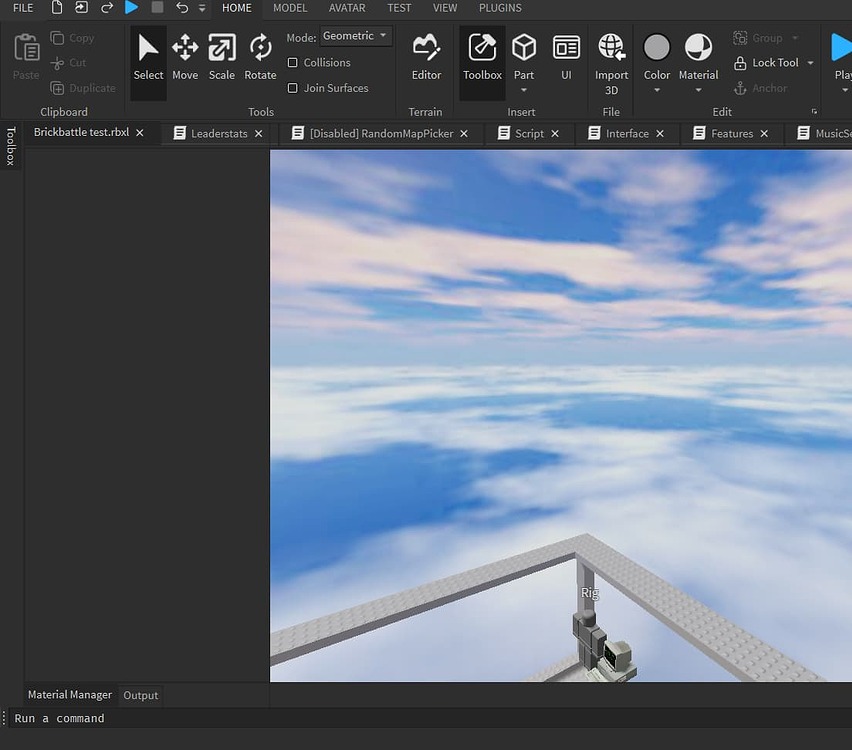 Gray ui box appears when loading roblox studio with toolbox enabled ...